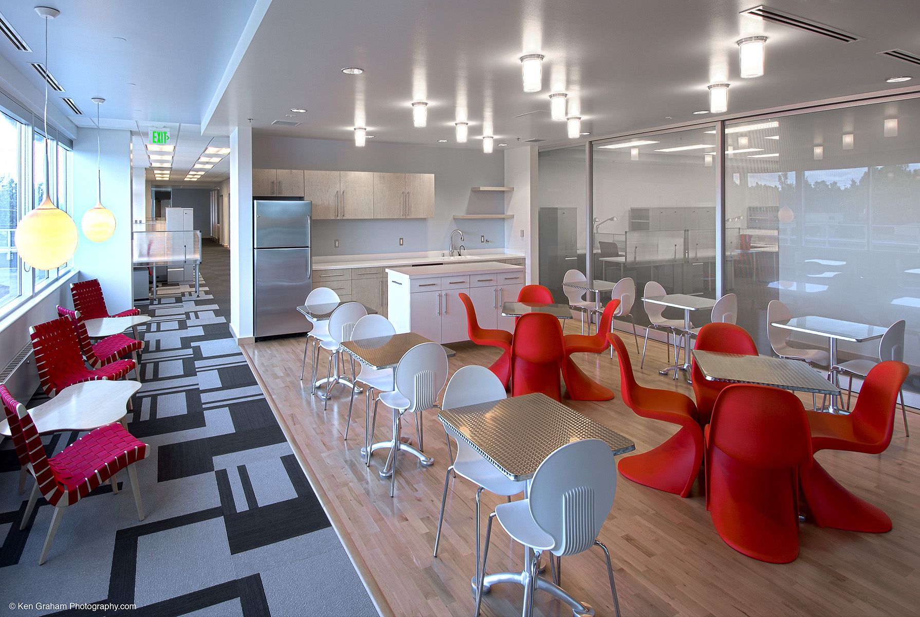 The Strand - cafe - modlar.com