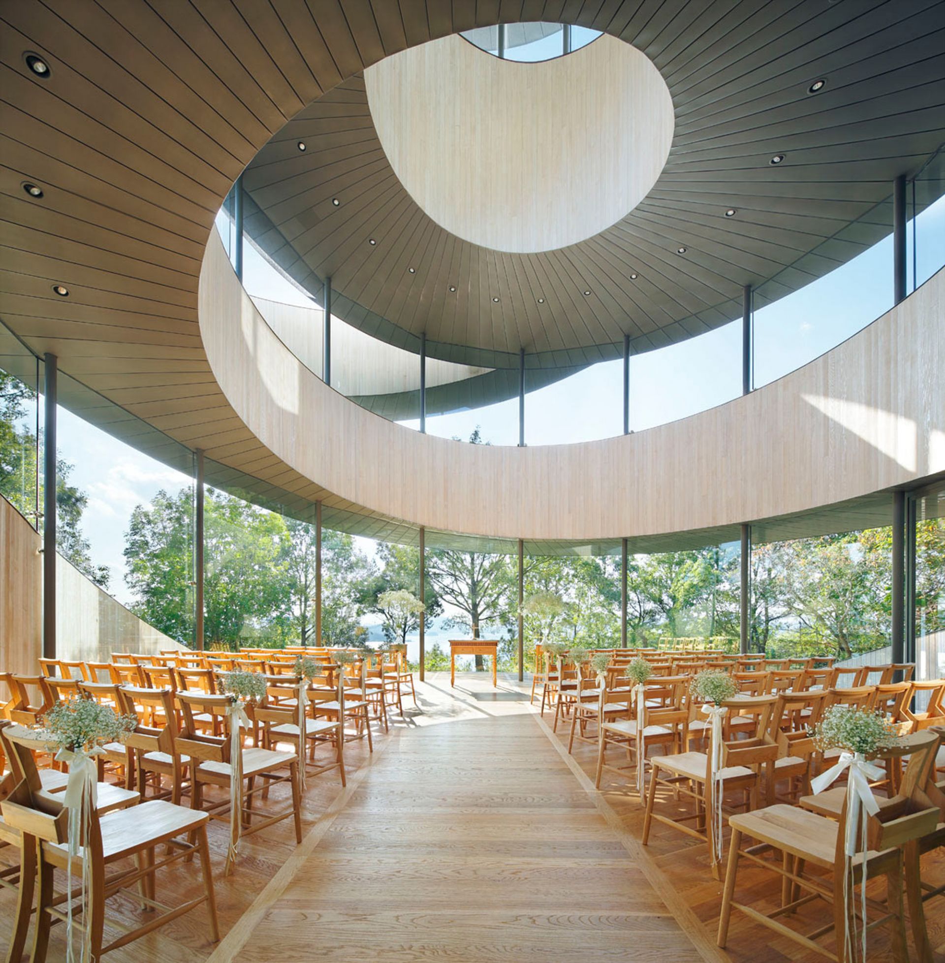 Ribbon Chapel - Exterior/Landscape - modlar.com