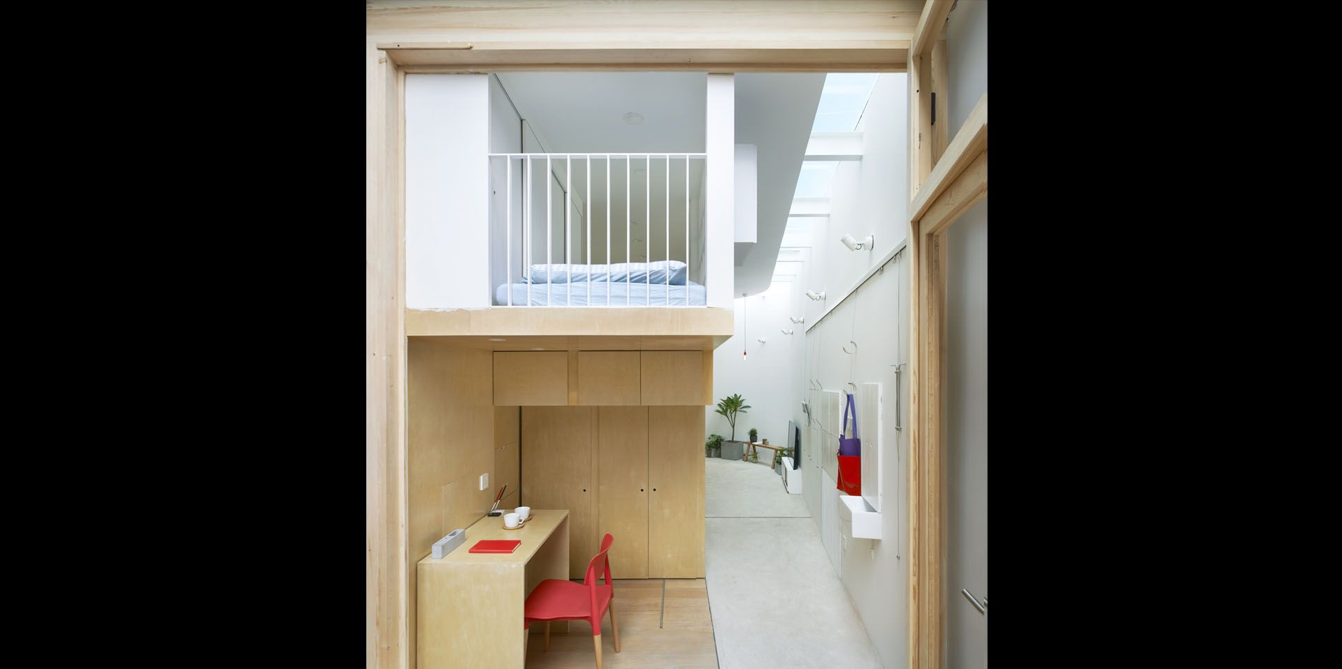 Studio House - Interior - modlar.com