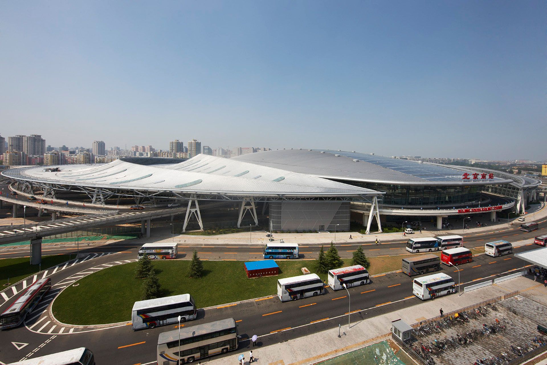 Beijing South Station - interior - modlar.com