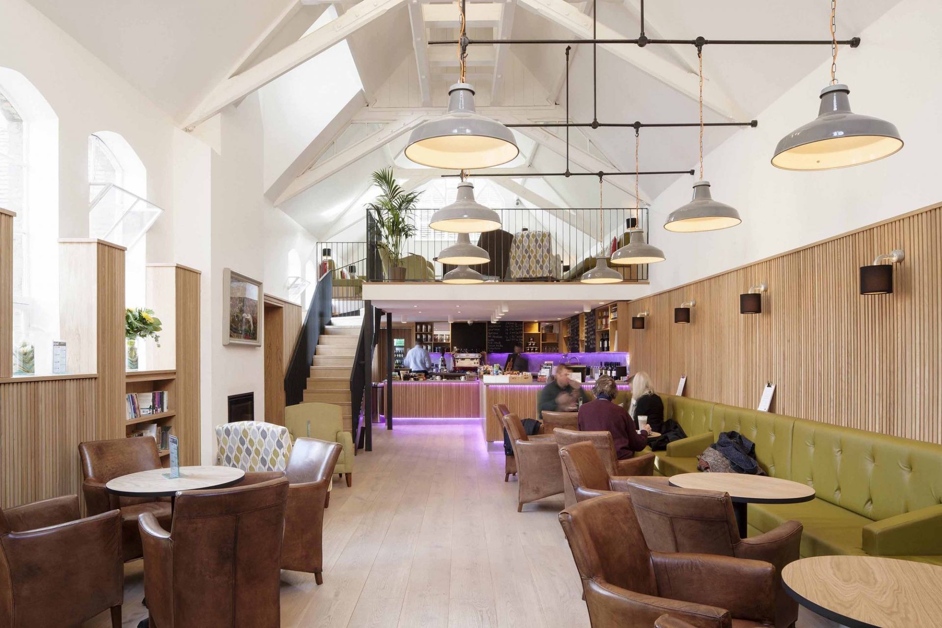 The Peninsula Boutique & Café - Interior - modlar.com