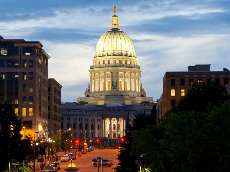 Wisconsin State Capitol - streetview - modlar.com