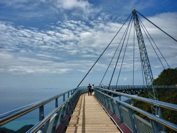 The Langkawi Sky Bridge - View on the Bridge - modlar.com