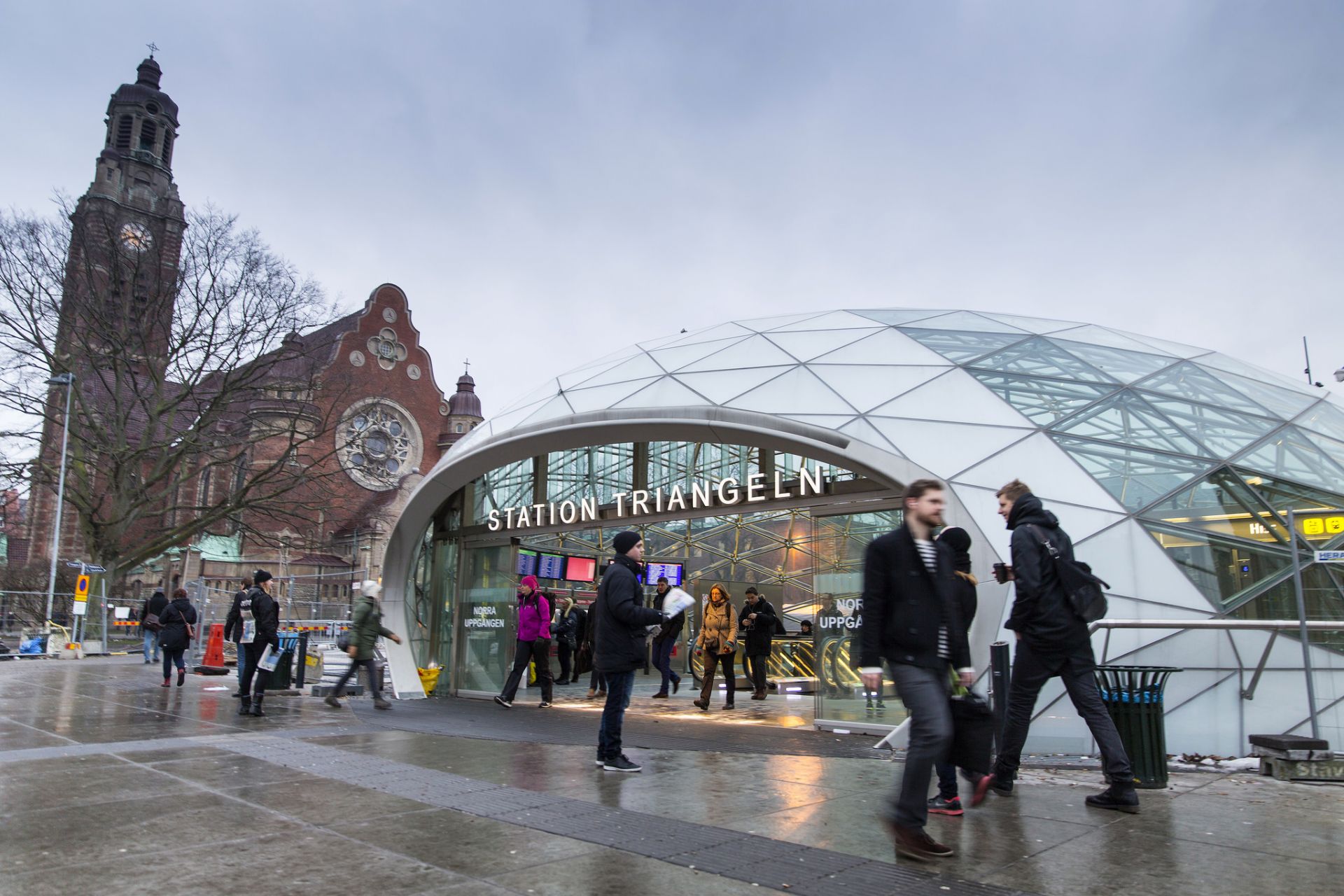 Beijing South Station - interior - modlar.com