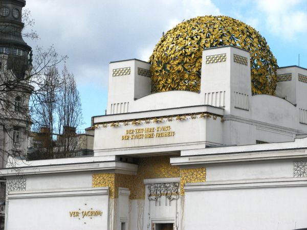 Secession Building - Exterior - modlar.com