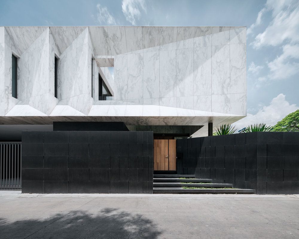 Marble House - Exterior - modlar.com