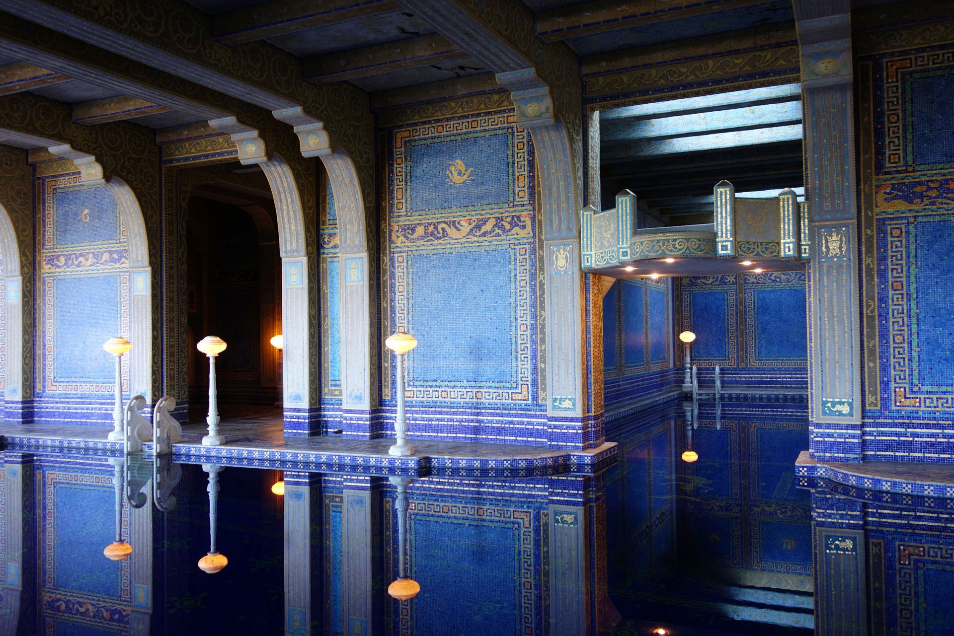 Extraordinary Swimming Pools - modlar.com