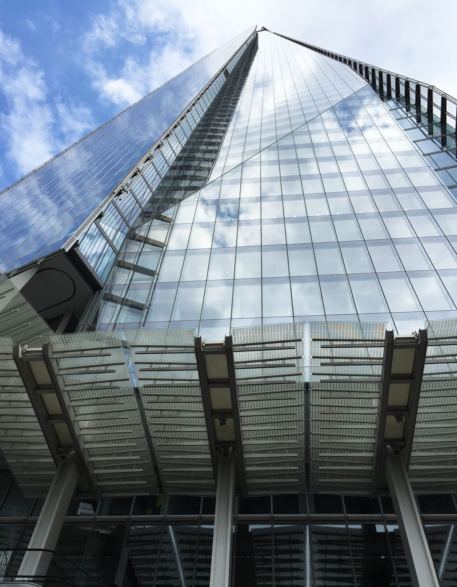 The Shard - Exterior at Sunset - modlar.com