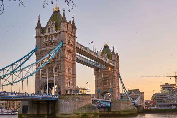 Tower Bridge - modlar.com