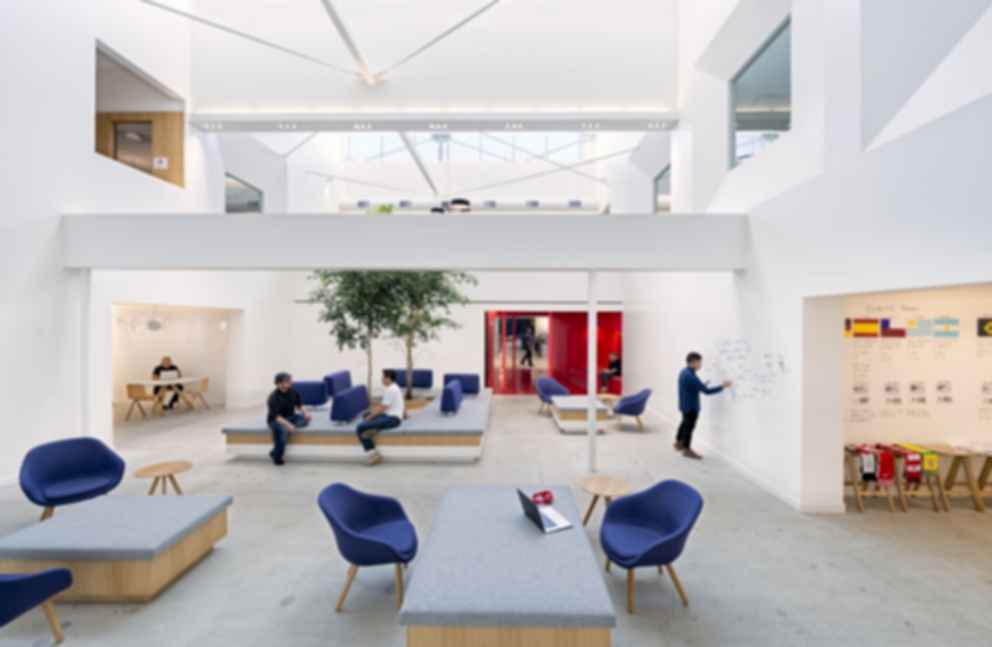 Beats By Dre Headquarters - Interior - modlar.com