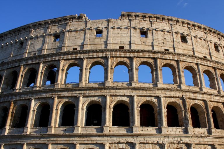 Colosseum - Front Exterior - modlar.com