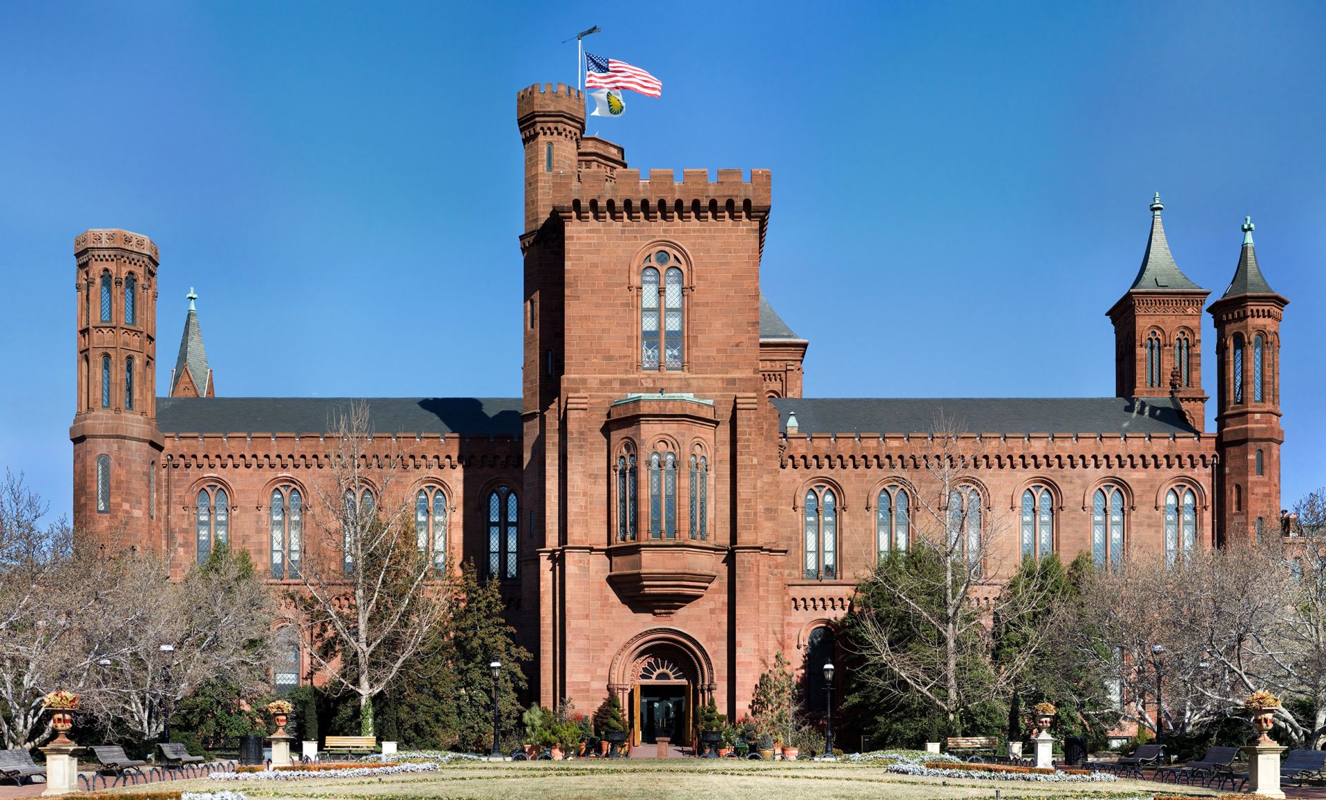 Smithsonian Institution Building - modlar.com