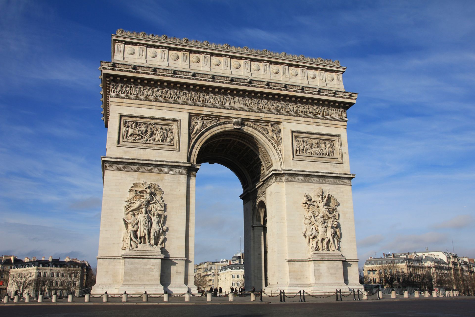 Monuments Photos - Modlar