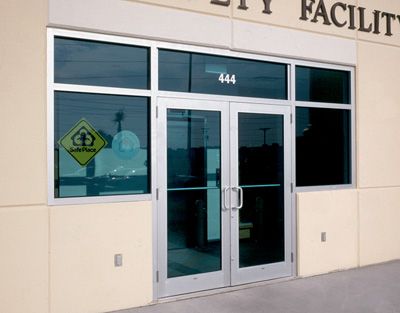 350/500 Impact Resistant Entrances - modlar.com