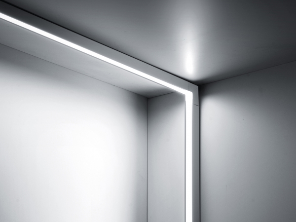 Continuous Rod Minimal Surface Mounted Light - modlar.com