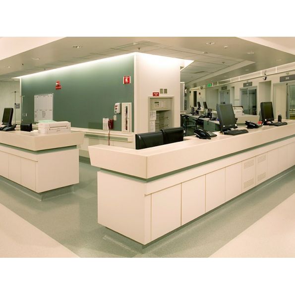 Multiple Solid Surface office workstation AVONITE | Office workstation ...