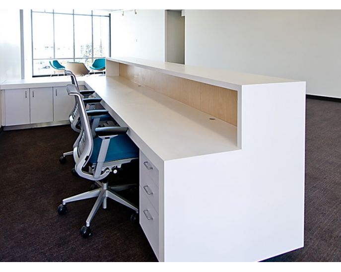 Multiple Solid Surface office workstation AVONITE | Office workstation ...